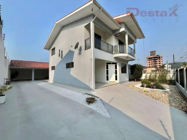 Casa / Sobrado para Venda em Biguaçu/SC Rio Caveiras 4 Quartos