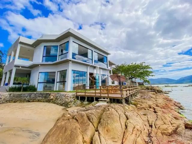 Casa / Sobrado para Venda em Biguaçu/SC Tijuquinhas Guaporanga 5 Quartos