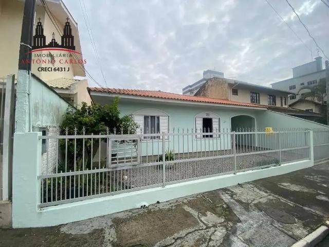 Casa / Sobrado para Venda em Biguaçu/SC Universitários 3 Quartos