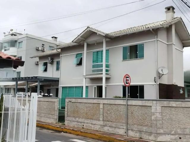 Casa / Sobrado para Venda em Biguaçu/SC Universitários 4 Quartos