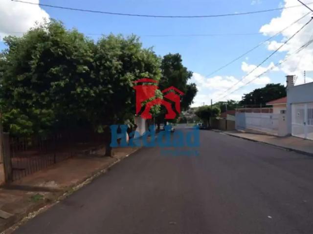 Casa / Sobrado para Venda em Birigui/SP Centro 3 Quartos