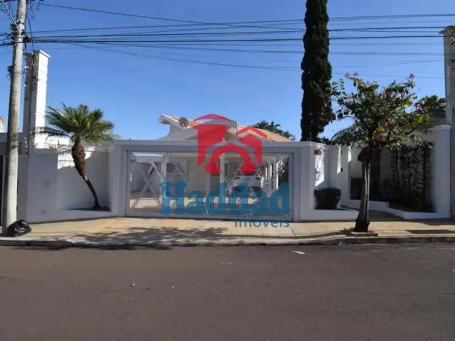 Casa / Sobrado para Venda em Birigui/SP Centro 3 Quartos