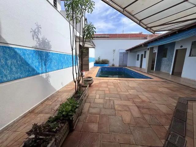 Casa / Sobrado para Venda em Birigui/SP Jardim Pérola 3 Quartos
