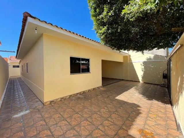 Casa / Sobrado para Venda em Birigui/SP Residencial Manuela 4 Quartos