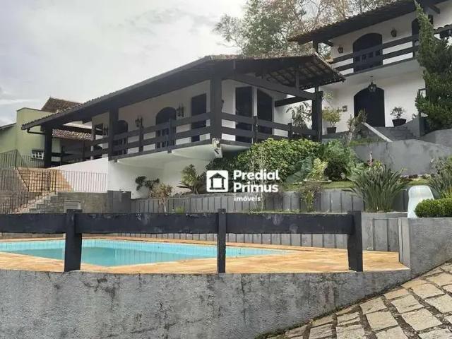Casa / Sobrado para Venda em Bom Jardim/RJ Centro 6 Quartos