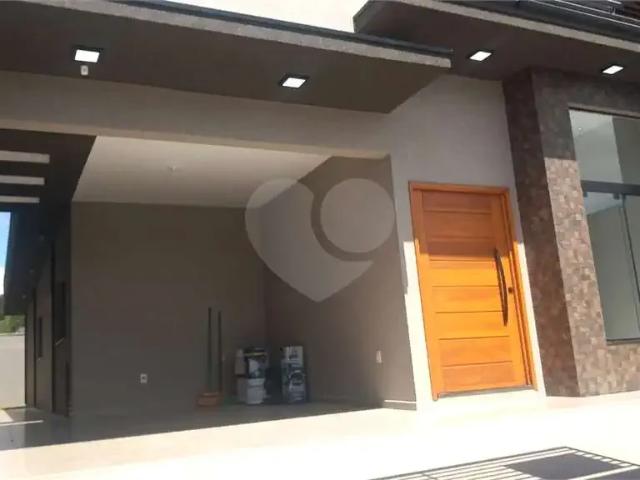 Casa / Sobrado para Venda em Bom Jesus dos Perdões/SP Centro 3 Quartos