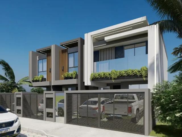 Casa / Sobrado para Venda em Bombinhas/SC Bombas 2 Quartos