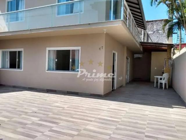 Casa / Sobrado para Venda em Bombinhas/SC Canto Grande 6 Quartos