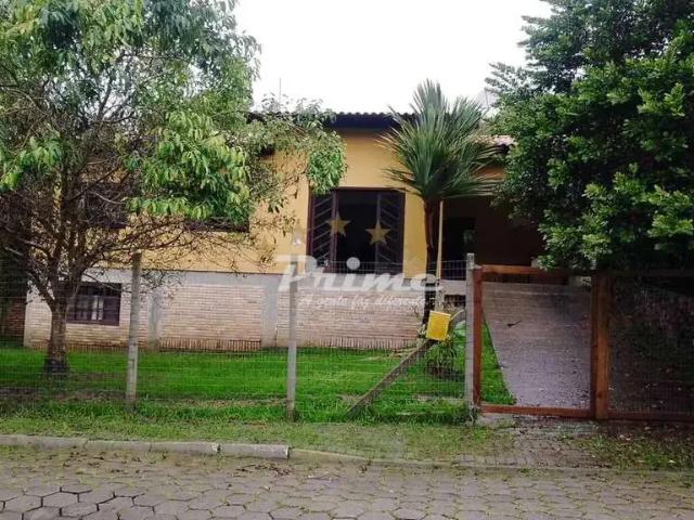 Casa / Sobrado para Venda em Bombinhas/SC Centro 3 Quartos
