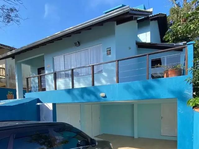 Casa / Sobrado para Venda em Bombinhas/SC Centro 4 Quartos