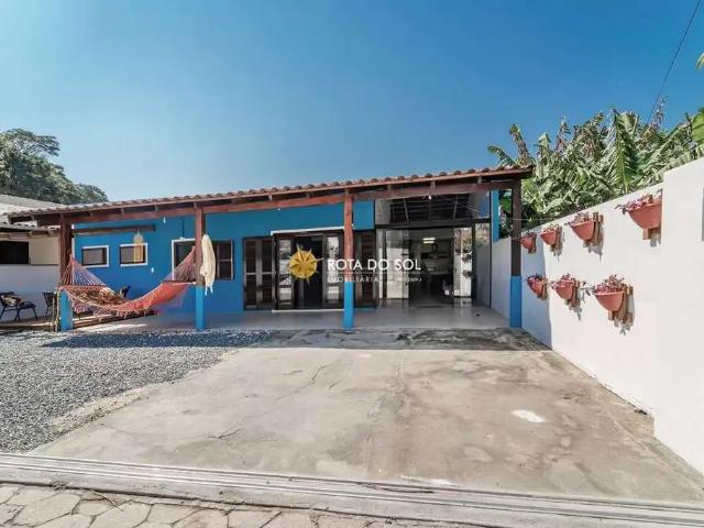 Casa / Sobrado para Venda em Bombinhas/SC Morrinhos 4 Quartos