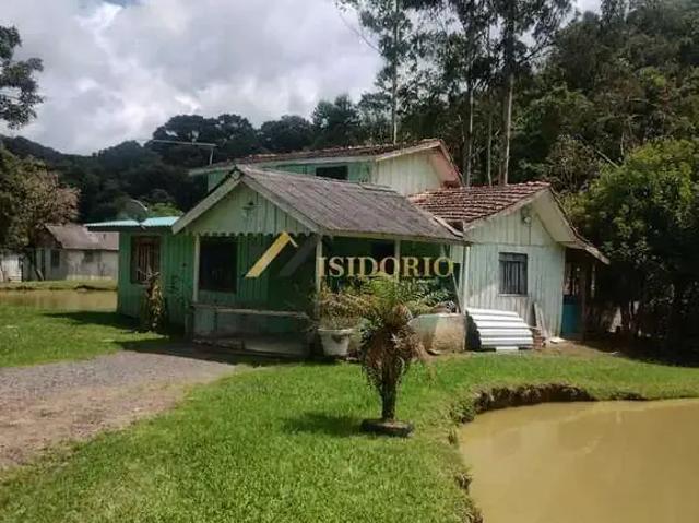 Casa / Sobrado para Venda em Bocaiúva do Sul/PR Zona Rural 4 Quartos