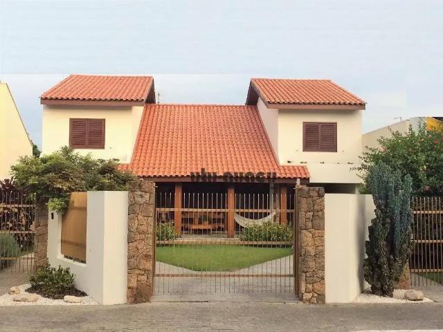 Casa / Sobrado para Venda em Boituva/SP Centro 3 Quartos