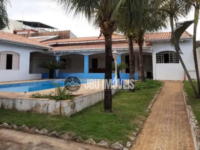 Casa / Sobrado para Venda em Boituva/SP Cidade Jardim 4 Quartos