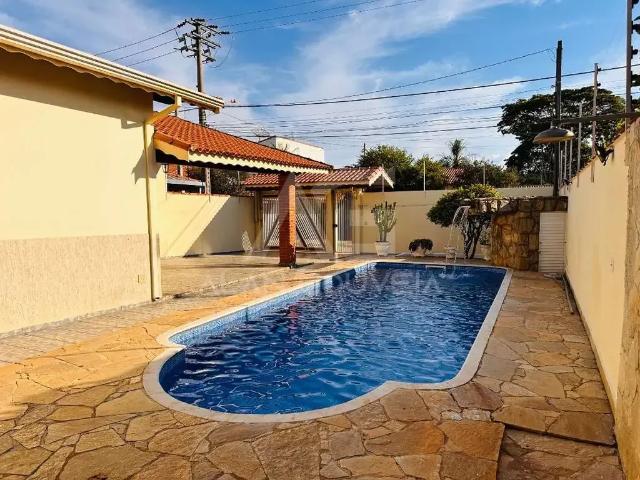 Casa / Sobrado para Venda em Boituva/SP Cidade Jardim 3 Quartos