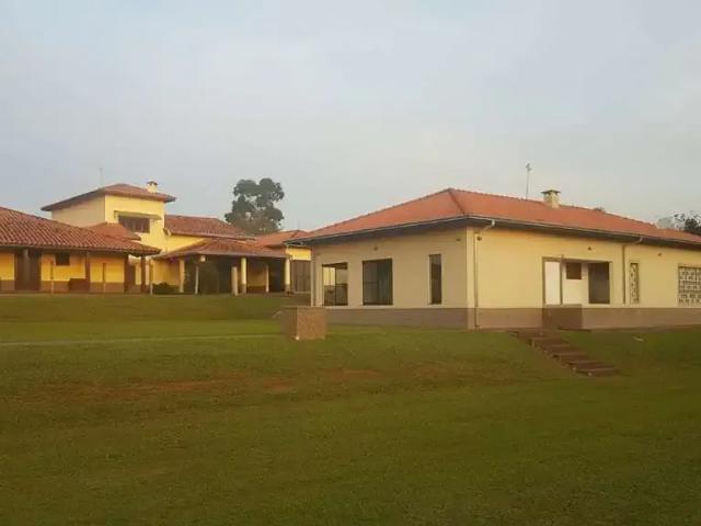 Casa / Sobrado para Venda em Boituva/SP Boituville 4 Quartos