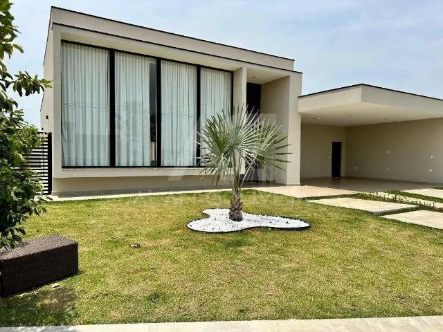 Casa / Sobrado para Venda em Boituva/SP Portal das Estrelas 4 Quartos