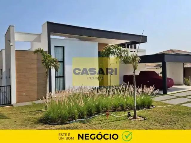 Casa / Sobrado para Venda em Boituva/SP Portal dos Lagos 4 Quartos