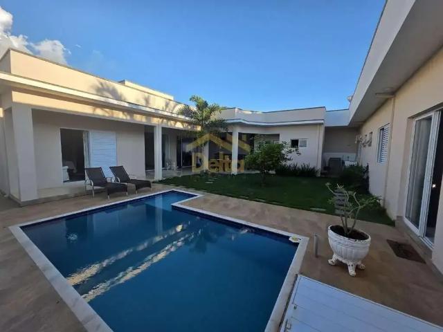 Casa / Sobrado para Venda em Boituva/SP Parque das Árvores 5 Quartos