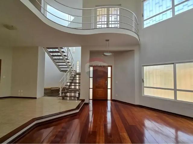 Casa / Sobrado para Venda em Botucatu/SP Altos do Paraíso 5 Quartos