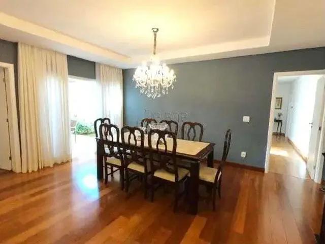 Casa / Sobrado para Venda em Botucatu/SP Centro 3 Quartos