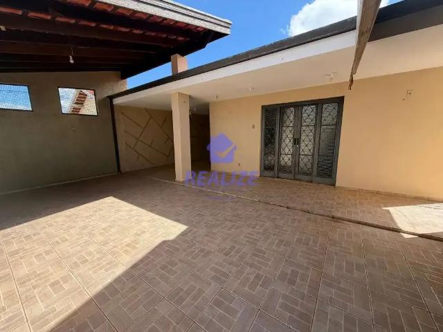 Casa / Sobrado para Venda em Botucatu/SP Chácara Montagna 3 Quartos