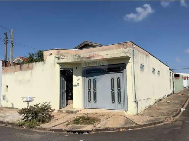 Casa / Sobrado para Venda em Botucatu/SP Conjunto Habitacional Humberto Popolo 3 Quartos