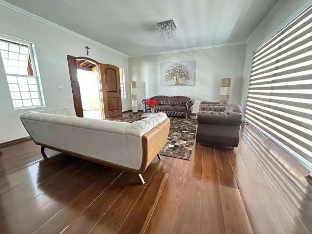 Casa / Sobrado para Venda em Botucatu/SP Jardim Bom Pastor 3 Quartos