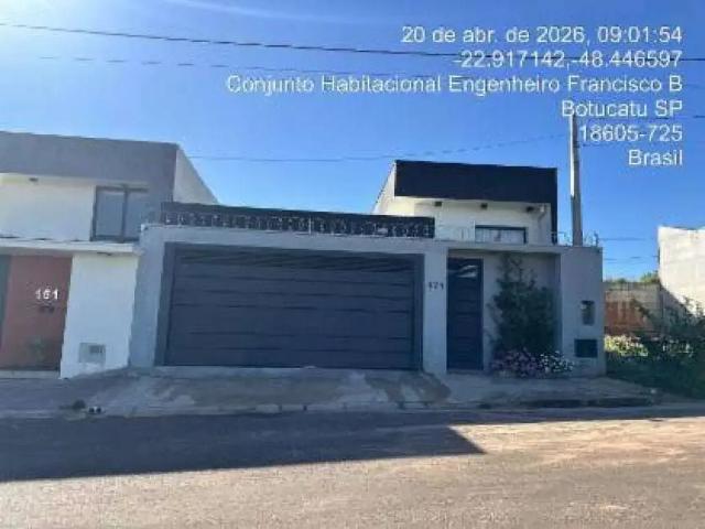 Casa / Sobrado para Venda em Botucatu/SP Jardim Estoril I