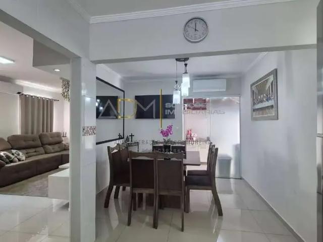 Casa / Sobrado para Venda em Botucatu/SP Jardim Maria Luiza 3 Quartos
