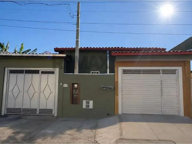 Casa / Sobrado para Venda em Botucatu/SP Jardim Palos Verdes 4 Quartos