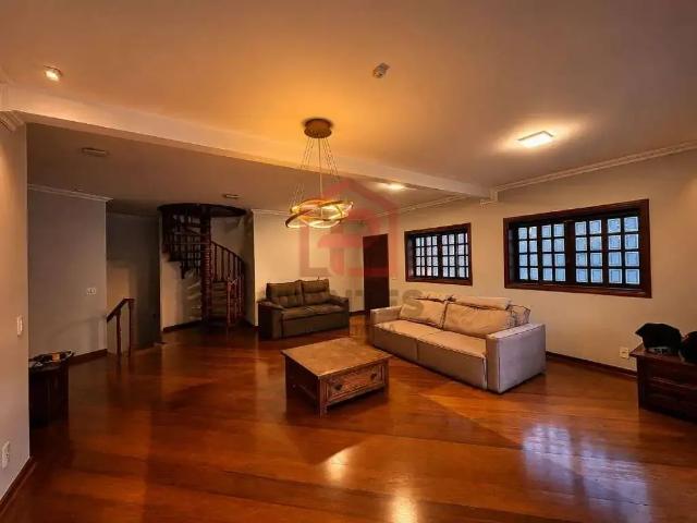 Casa / Sobrado para Venda em Botucatu/SP Jardim Paraíso 4 Quartos