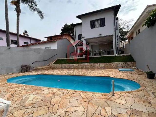Casa / Sobrado para Venda em Botucatu/SP Jardim Paraíso 4 Quartos