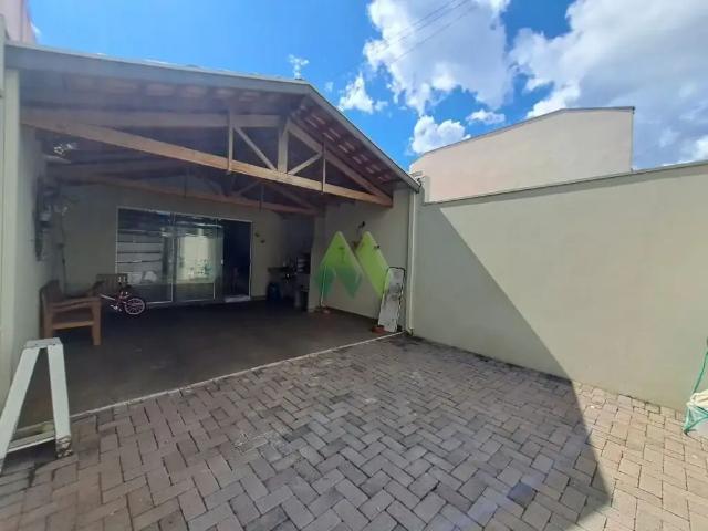 Casa / Sobrado para Venda em Botucatu/SP Jardim Planalto 3 Quartos