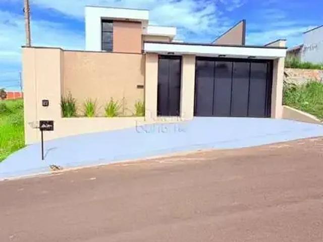 Casa / Sobrado para Venda em Botucatu/SP Lívia II 3 Quartos