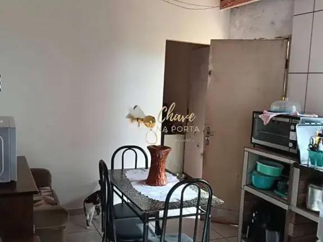 Casa / Sobrado para Venda em Botucatu/SP Lívia II 3 Quartos