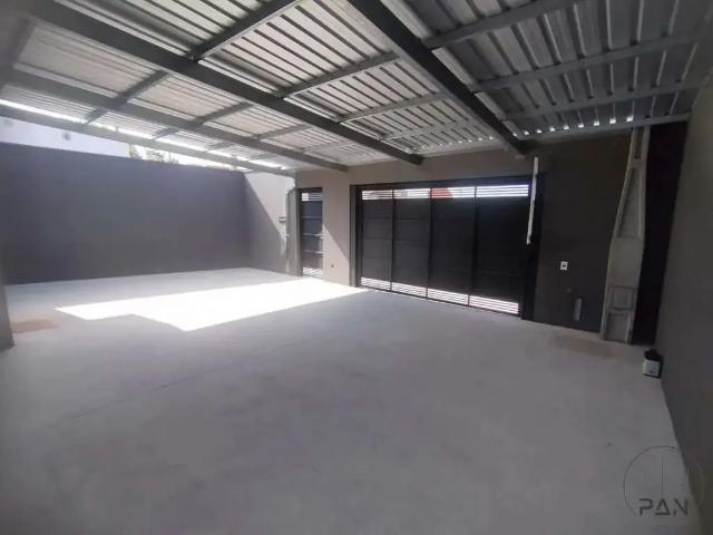 Casa / Sobrado para Venda em Botucatu/SP Lívia 3 Quartos