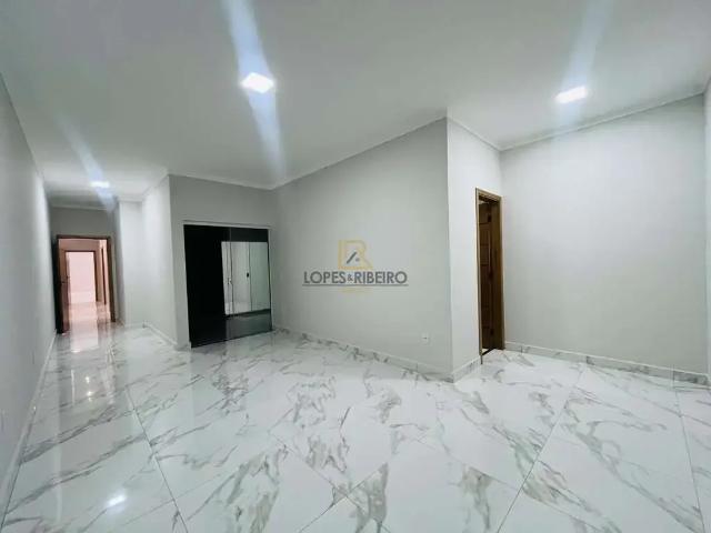 Casa / Sobrado para Venda em Botucatu/SP Lívia 3 Quartos