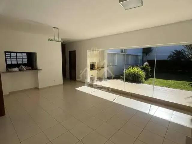 Casa / Sobrado para Venda em Botucatu/SP Recanto Azul 3 Quartos