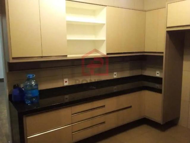Casa / Sobrado para Venda em Botucatu/SP Residencial Ouro Verde 3 Quartos