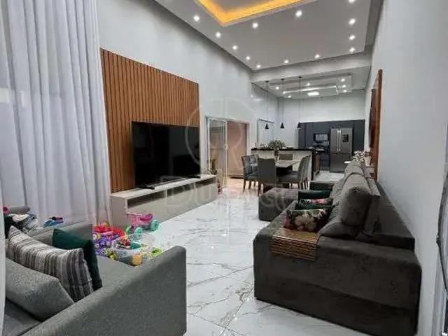 Casa / Sobrado para Venda em Botucatu/SP Residencial Ouro Verde 3 Quartos