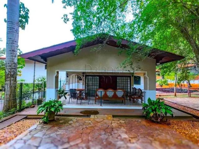 Casa / Sobrado para Venda em Botucatu/SP Vale do Sol 4 Quartos