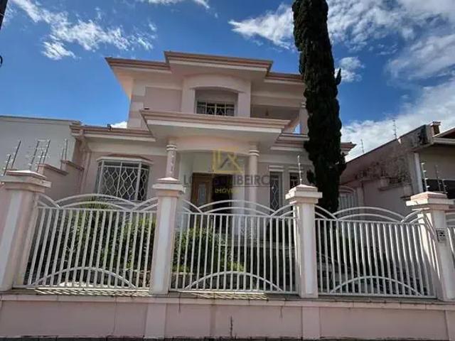 Casa / Sobrado para Venda em Botucatu/SP Vila Carmelo 3 Quartos