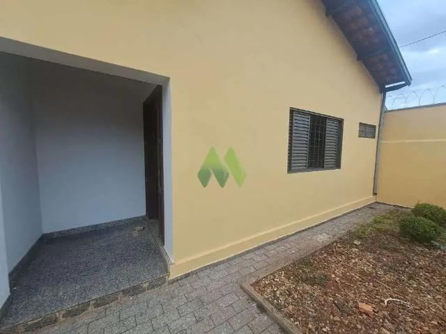 Casa / Sobrado para Venda em Botucatu/SP Vila Casa Branca 3 Quartos