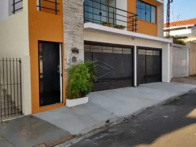 Casa / Sobrado para Venda em Botucatu/SP Vila Bela Vista 3 Quartos
