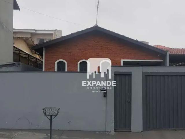 Casa / Sobrado para Venda em Botucatu/SP Vila dos Lavradores 4 Quartos