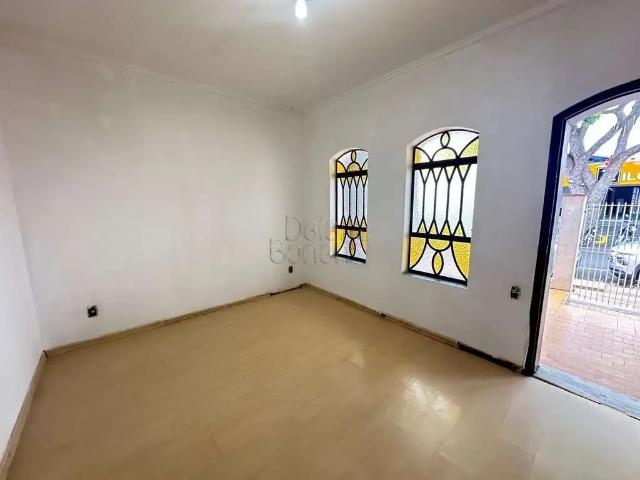 Casa / Sobrado para Venda em Botucatu/SP Vila dos Lavradores 4 Quartos