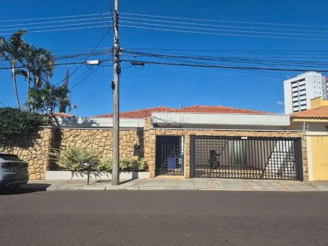 Casa / Sobrado para Venda em Botucatu/SP Vila São Judas Thadeu 4 Quartos