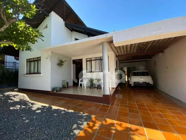 Casa / Sobrado para Venda em Blumenau/SC Água Verde 3 Quartos