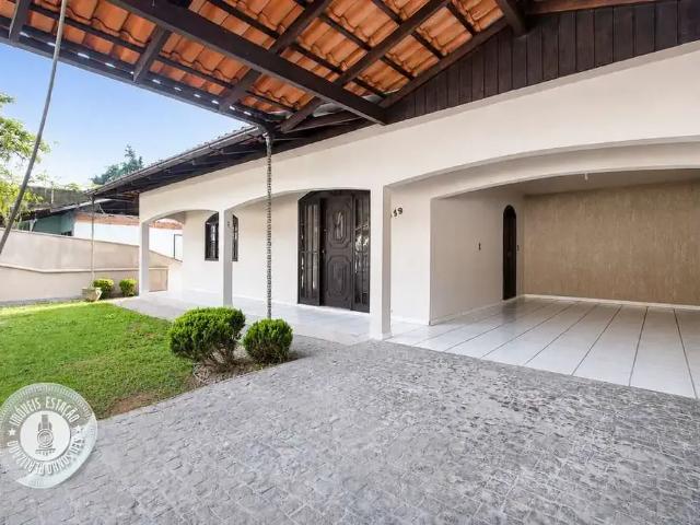 Casa / Sobrado para Venda em Blumenau/SC Água Verde 3 Quartos
